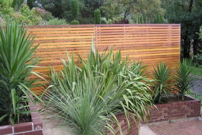 Horizontal Batten Fixed Panels - JMH Group